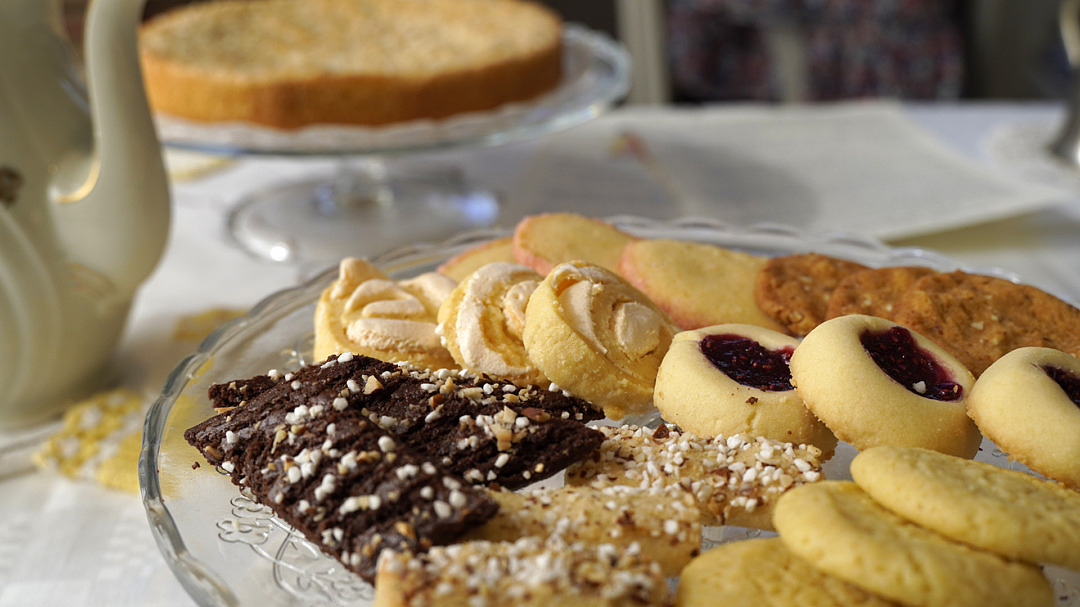 Sju sorters kakor - vett och etikett på kaffekalas - Fredriksdal